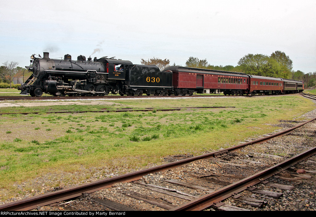 SOU 630 on First Trip at Depot